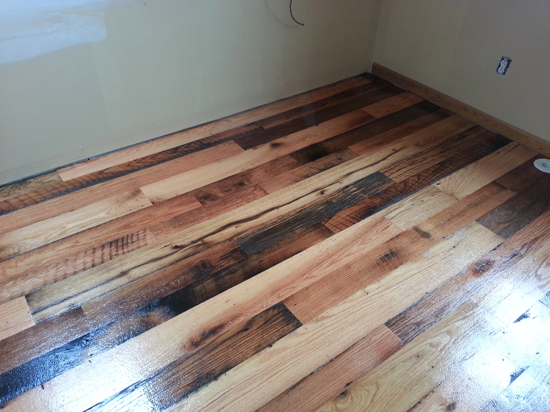 Photos of our beautiful hardwood floors and custom solutions.